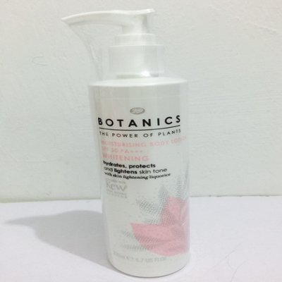 BOOT BOTANICS MOISTURIZING BODY LOTION - Bevy Beauty